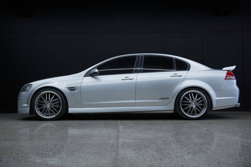 HOLDEN VE SS SEDAN - Play Performance