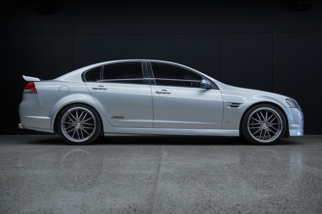 HOLDEN VE SS SEDAN - Play Performance