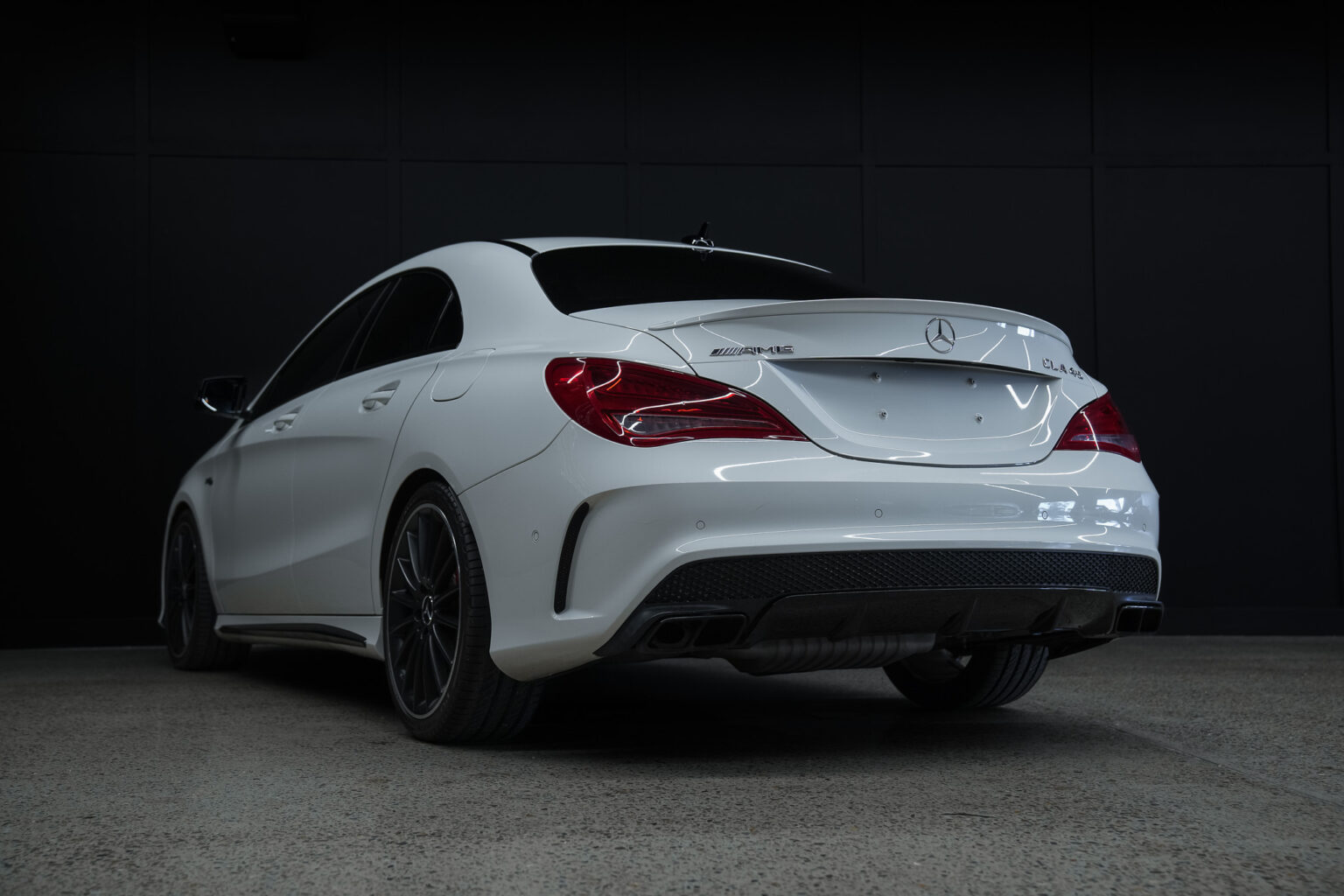 MERCEDES CLA45 AMG SEDAN - Play Performance