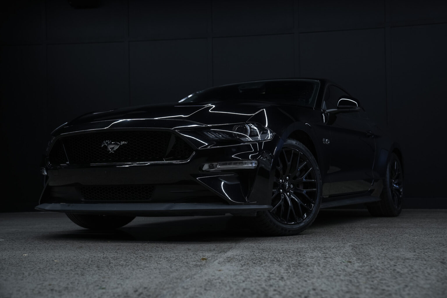 FORD FN MUSTANG GT V8 - Play Performance