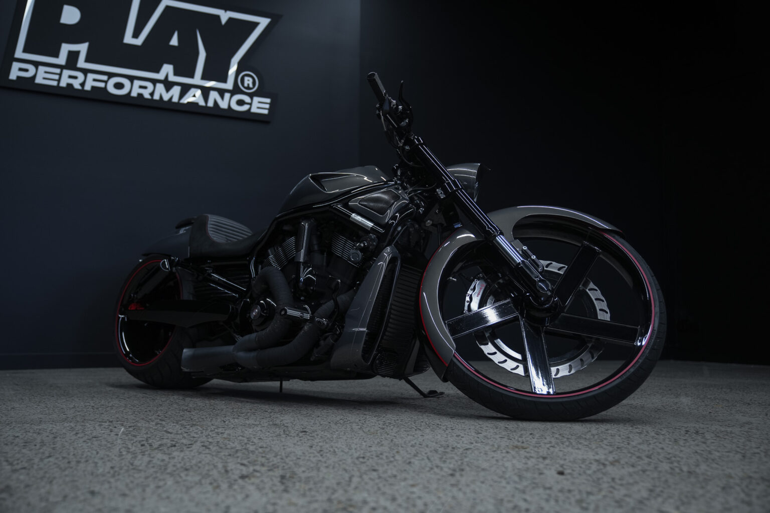HARLEY DAVIDSON V-ROD NIGHT ROD - Play Performance
