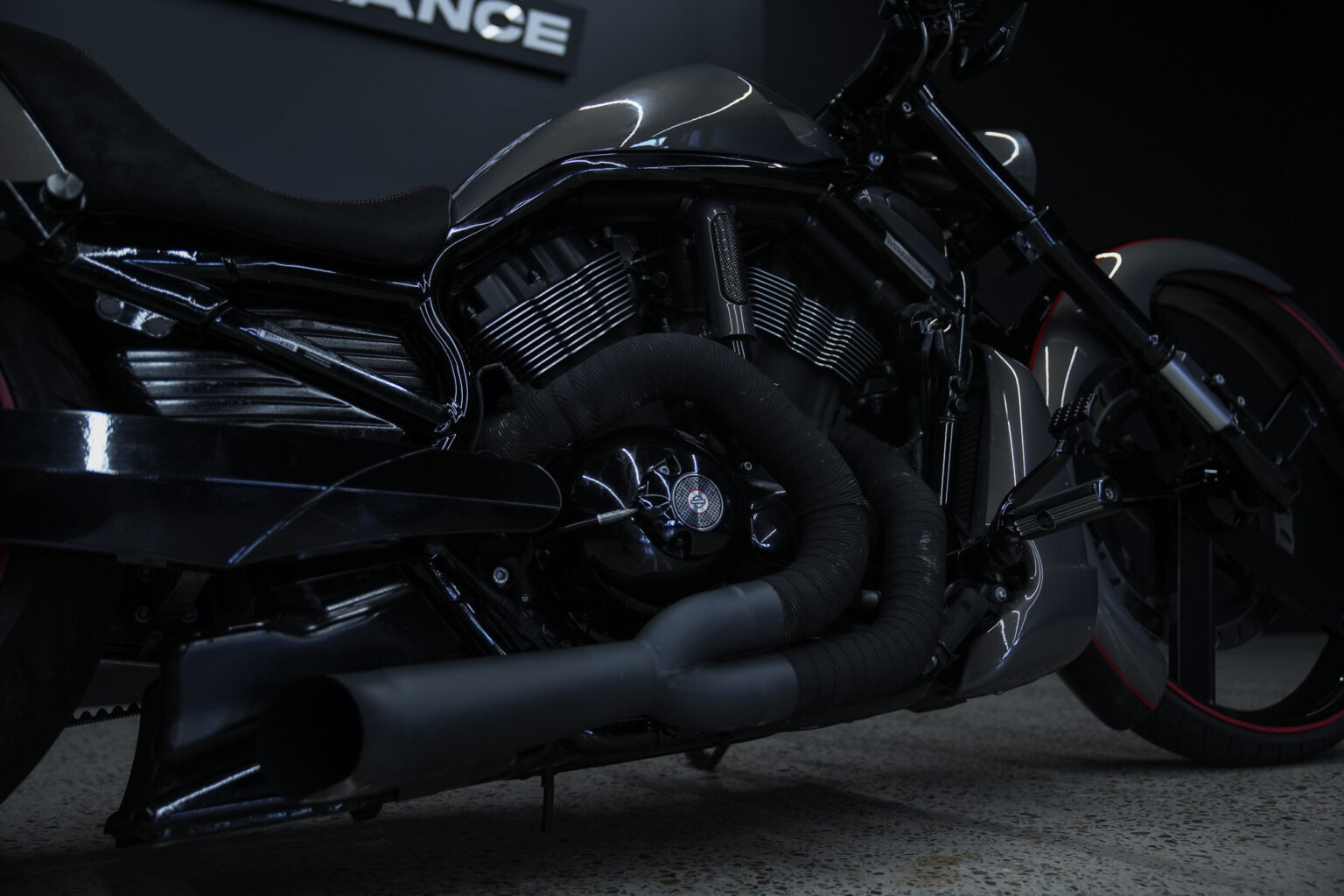 HARLEY DAVIDSON V-ROD NIGHT ROD - Play Performance