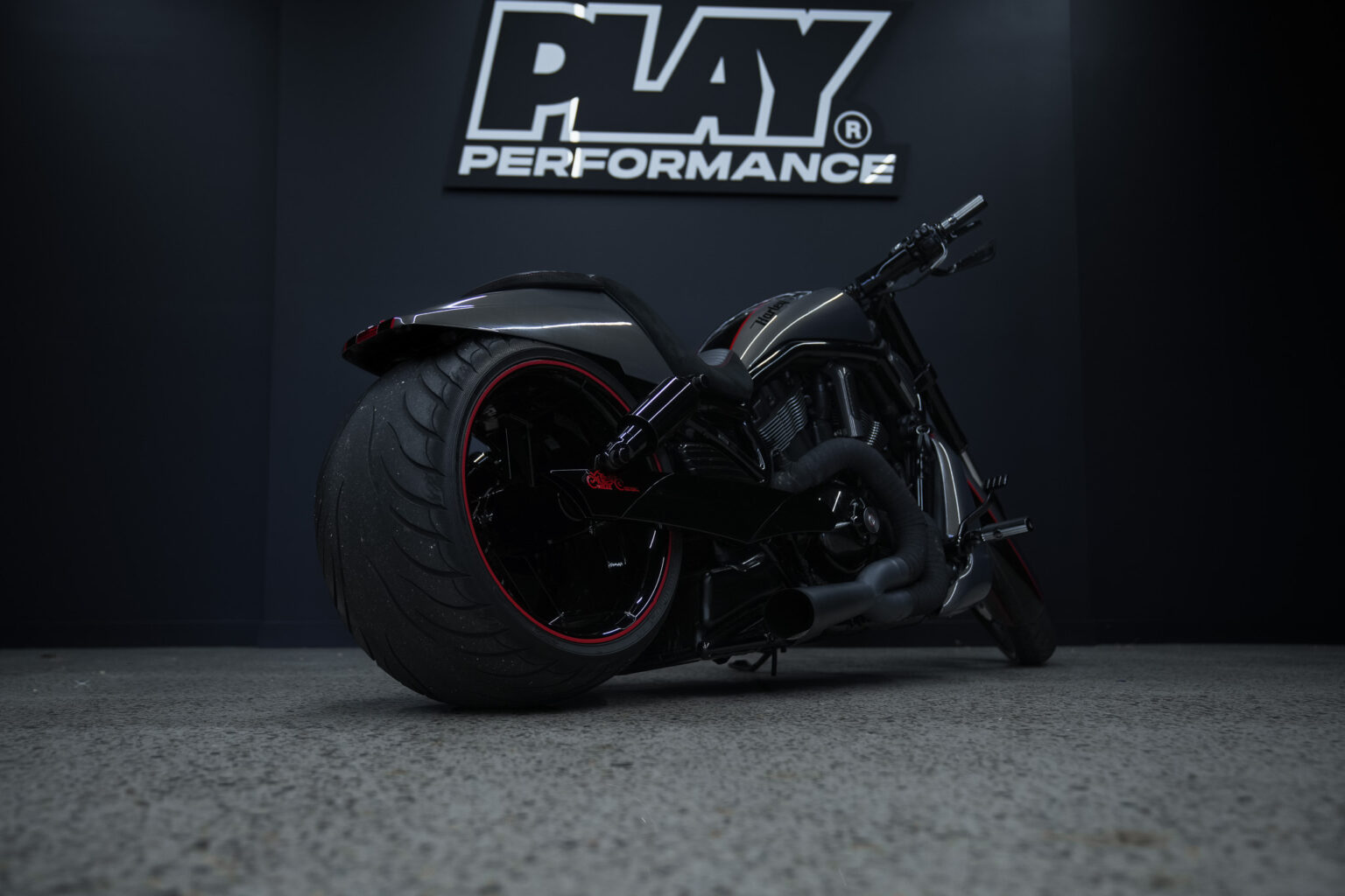 HARLEY DAVIDSON V-ROD NIGHT ROD - Play Performance