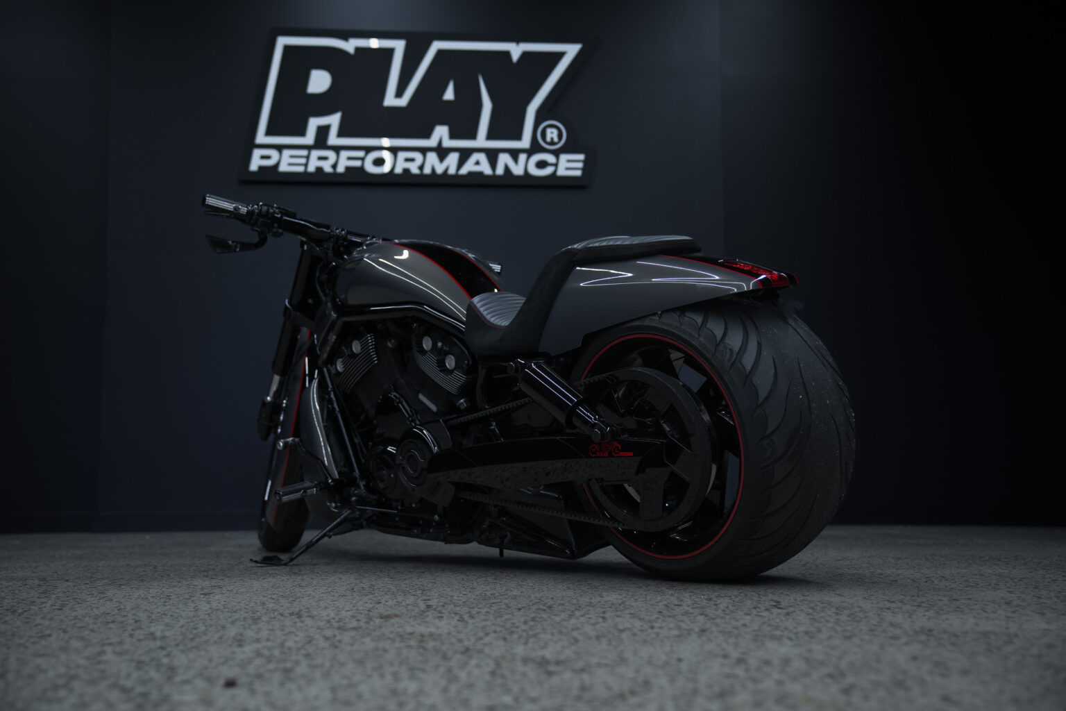 HARLEY DAVIDSON V-ROD NIGHT ROD - Play Performance