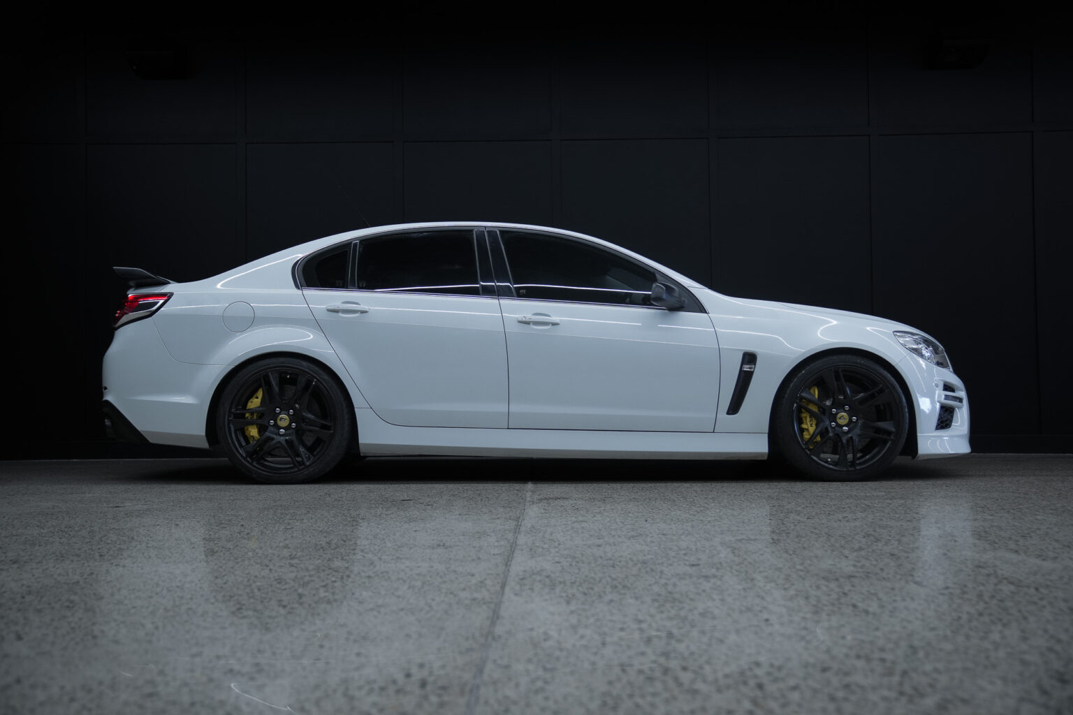 HOLDEN HSV GEN-F LSA GTS - Play Performance