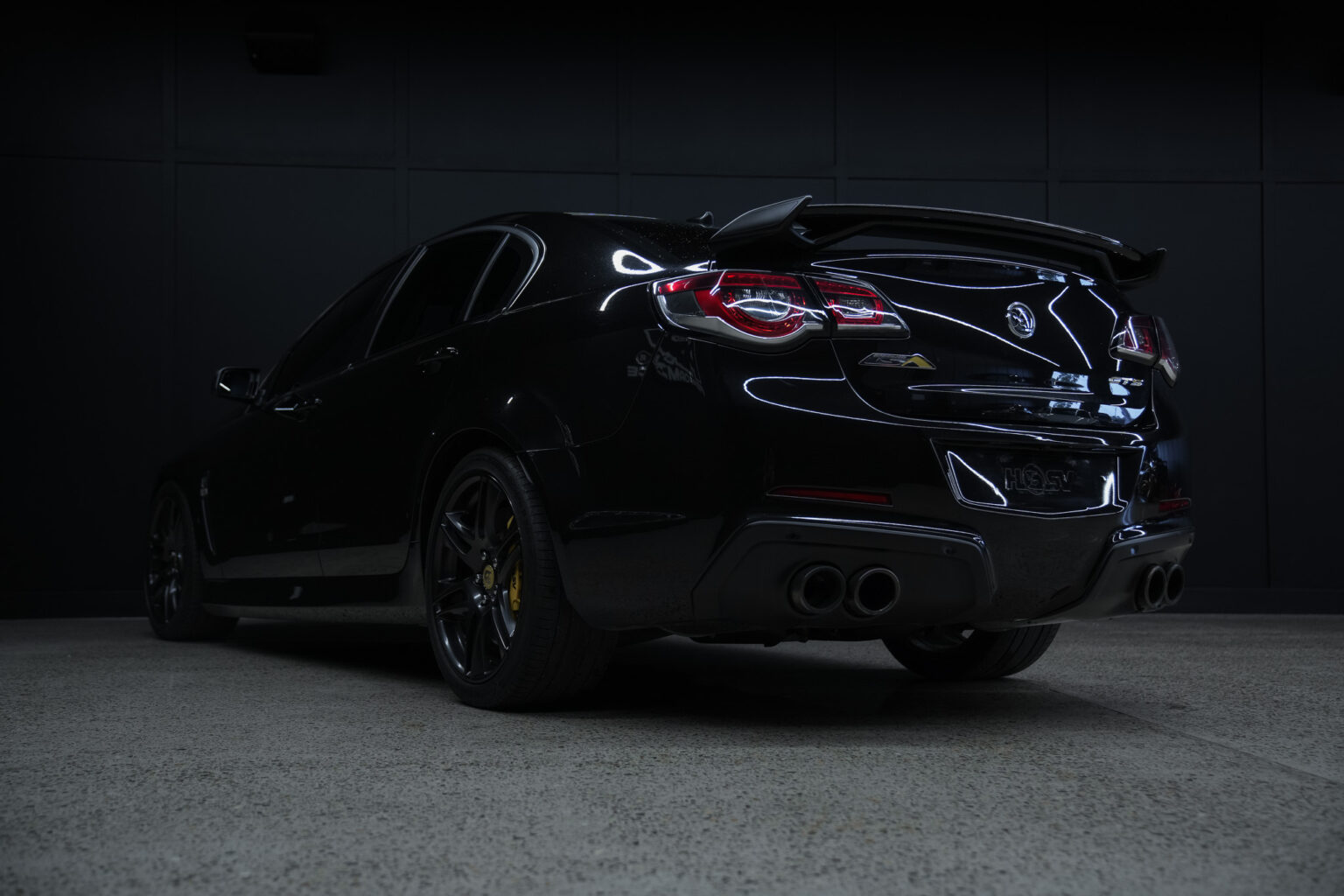 HOLDEN HSV GEN-F LSA GTS - Play Performance