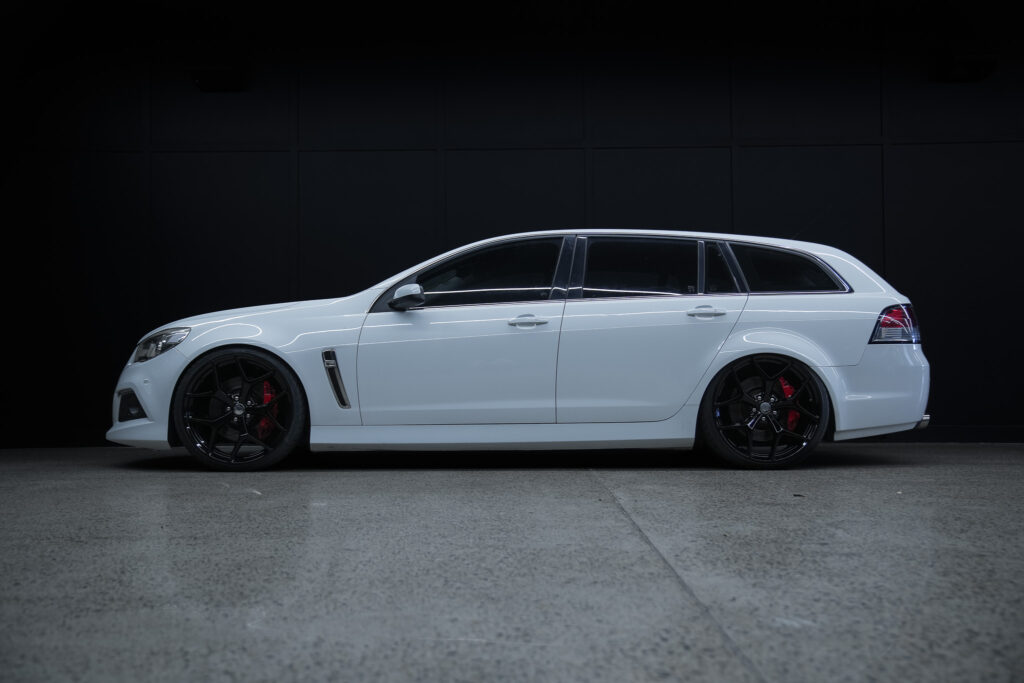 HSV GEN-F R8 CLUBSPORT WAGON - Play Performance