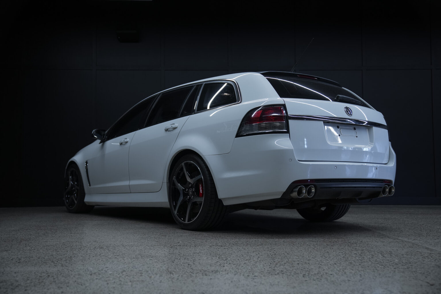 HSV GEN-F R8 CLUBSPORT WAGON - Play Performance