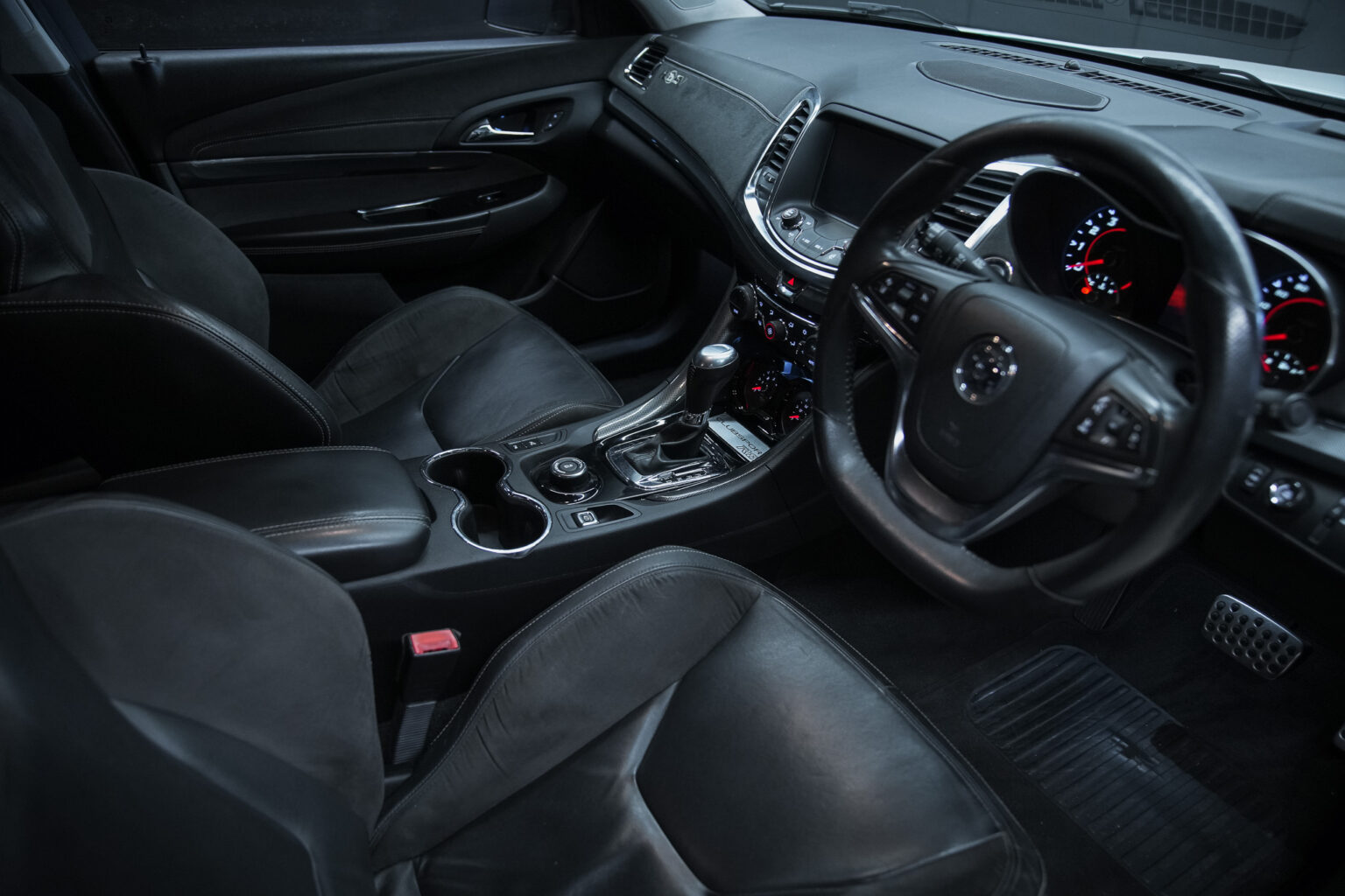 HSV GEN-F R8 CLUBSPORT WAGON - Play Performance