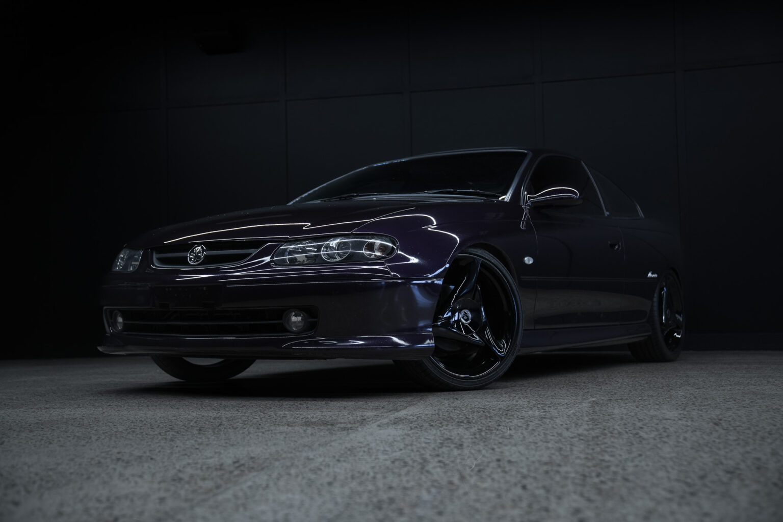 HOLDEN MANARO CV8 COUPE - Play Performance