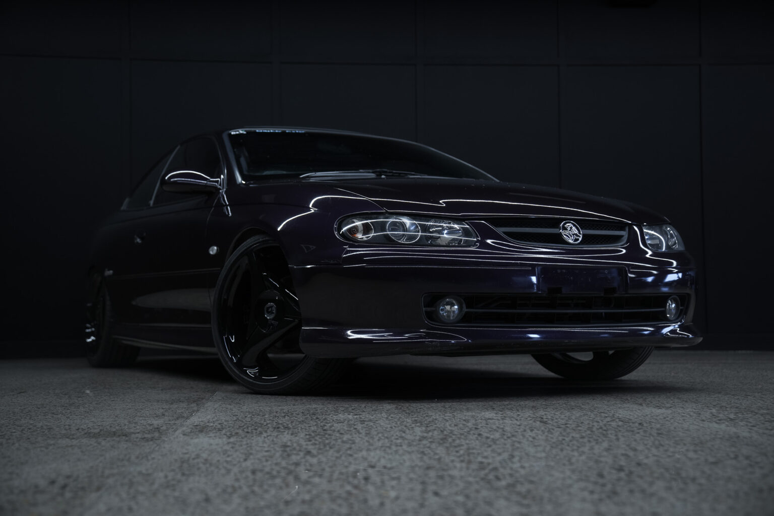 HOLDEN MANARO CV8 COUPE - Play Performance