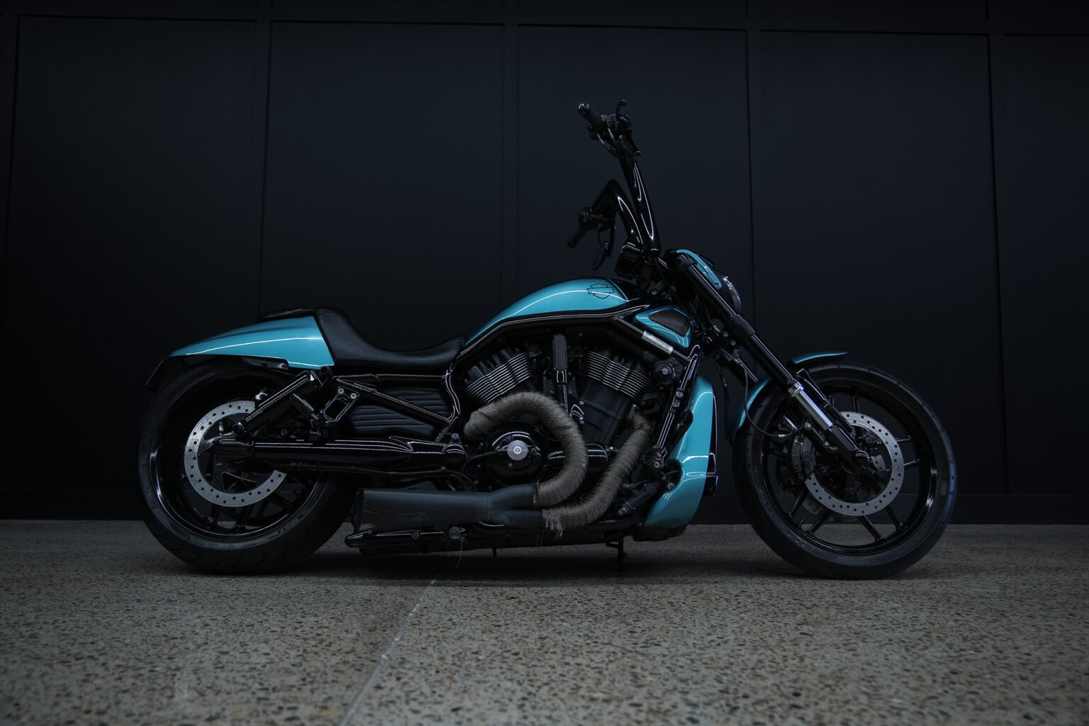 HARLEY DAVIDSON NIGHT ROD - Play Performance