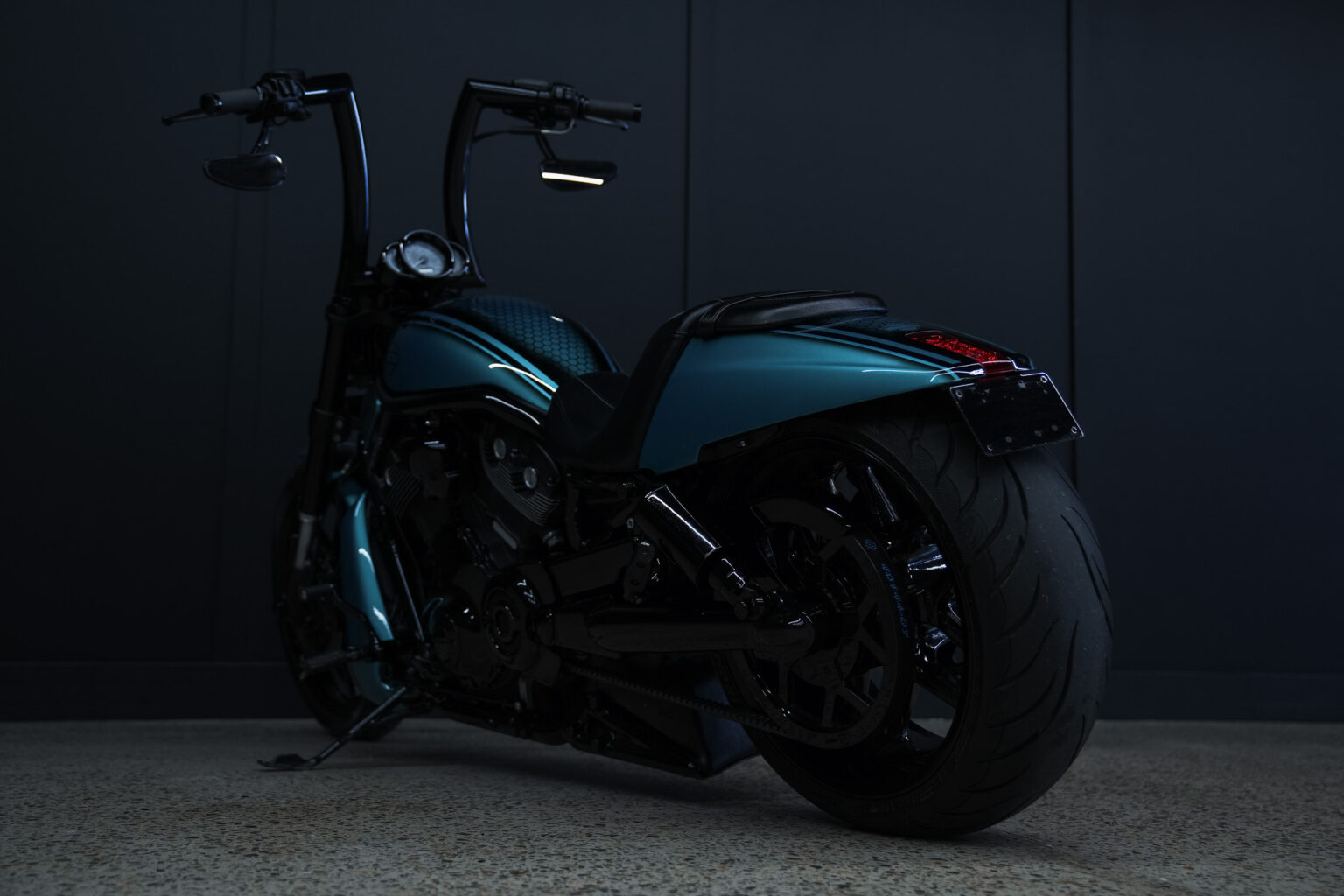 HARLEY DAVIDSON NIGHT ROD - Play Performance