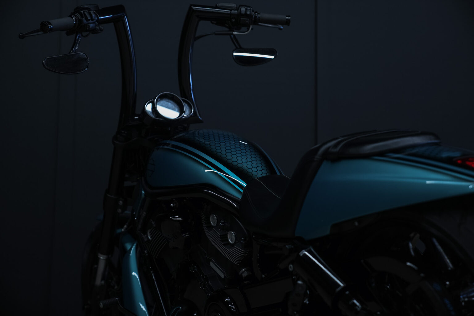 HARLEY DAVIDSON NIGHT ROD - Play Performance