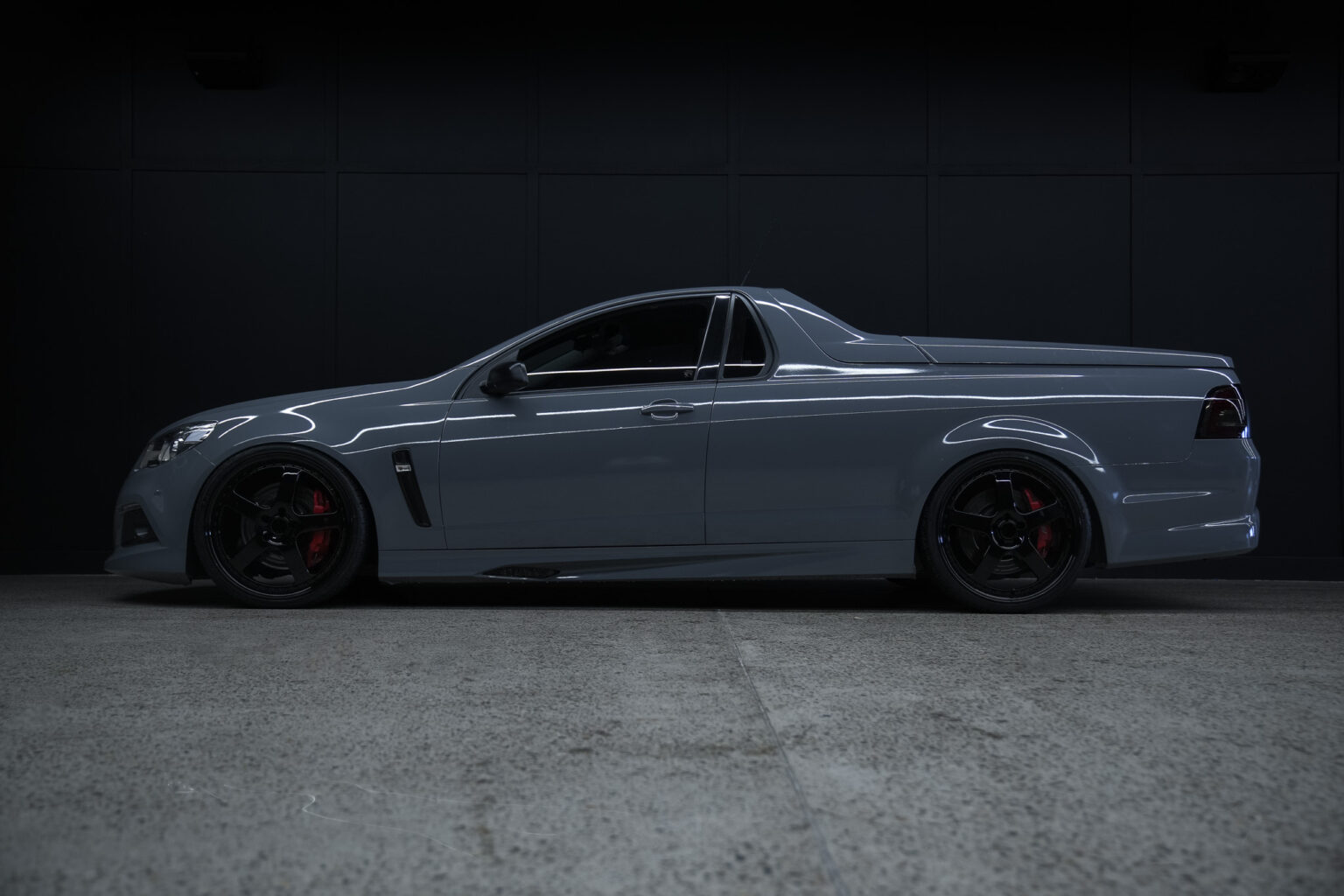 HOLDEN HSV GEN-F R8 MALOO - Play Performance
