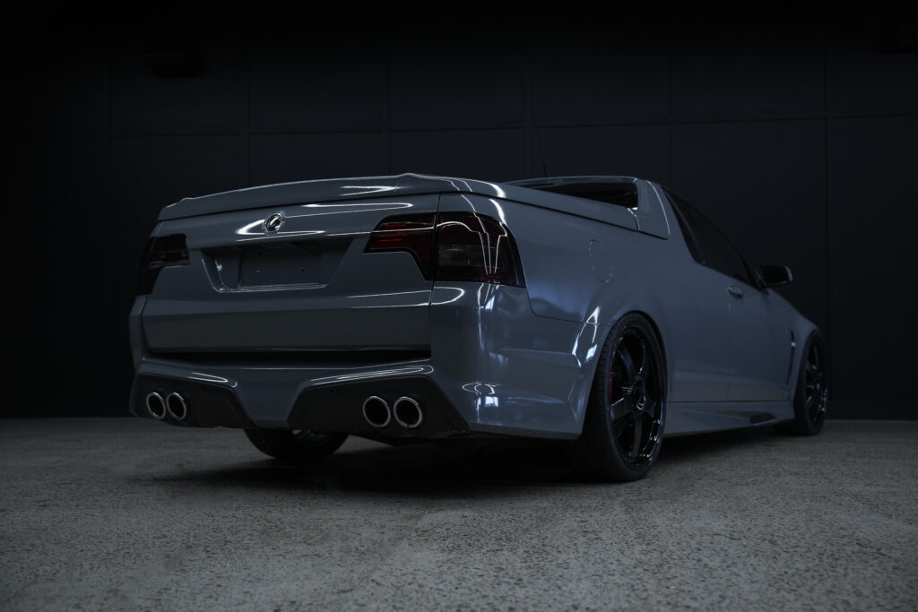 HOLDEN HSV GEN-F R8 MALOO - Play Performance