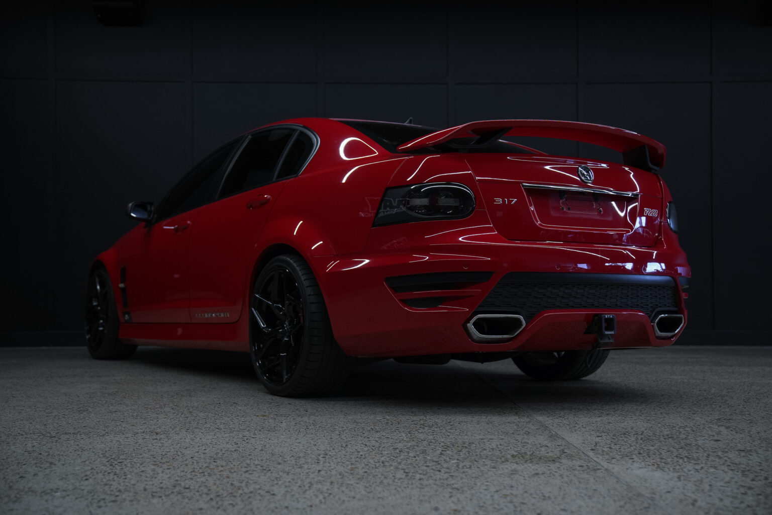 HOLDEN HSV E3 R8 CLUBSPORT - Play Performance