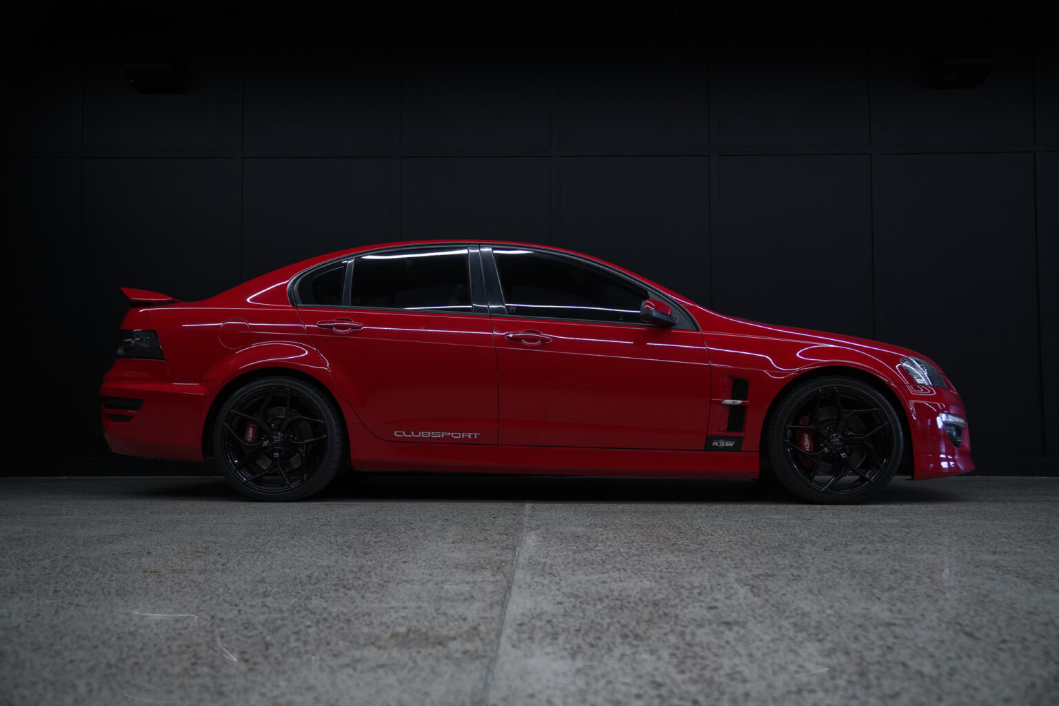 HOLDEN HSV E3 R8 CLUBSPORT - Play Performance