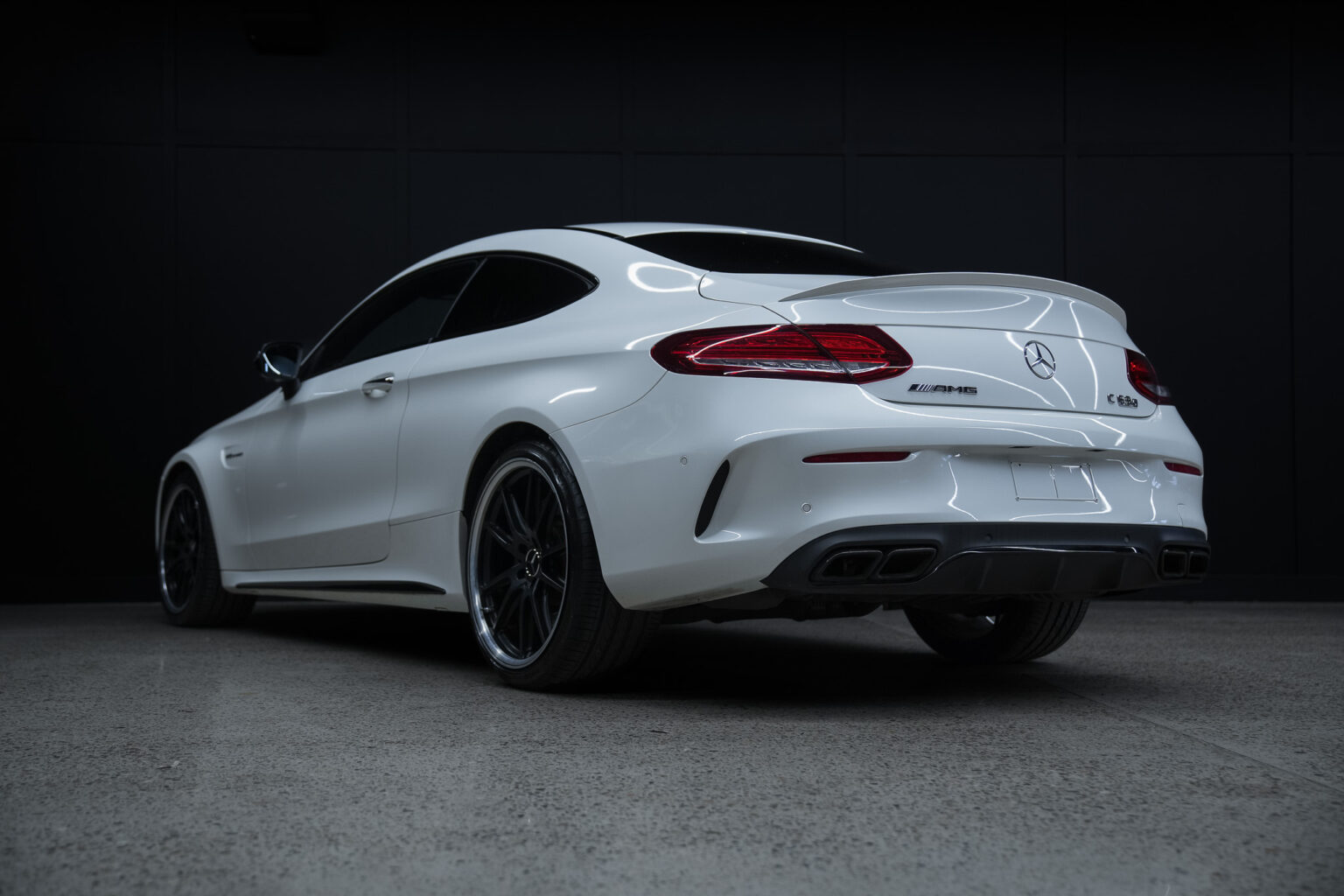 MERCEDES C63S AMG COUPE - Play Performance