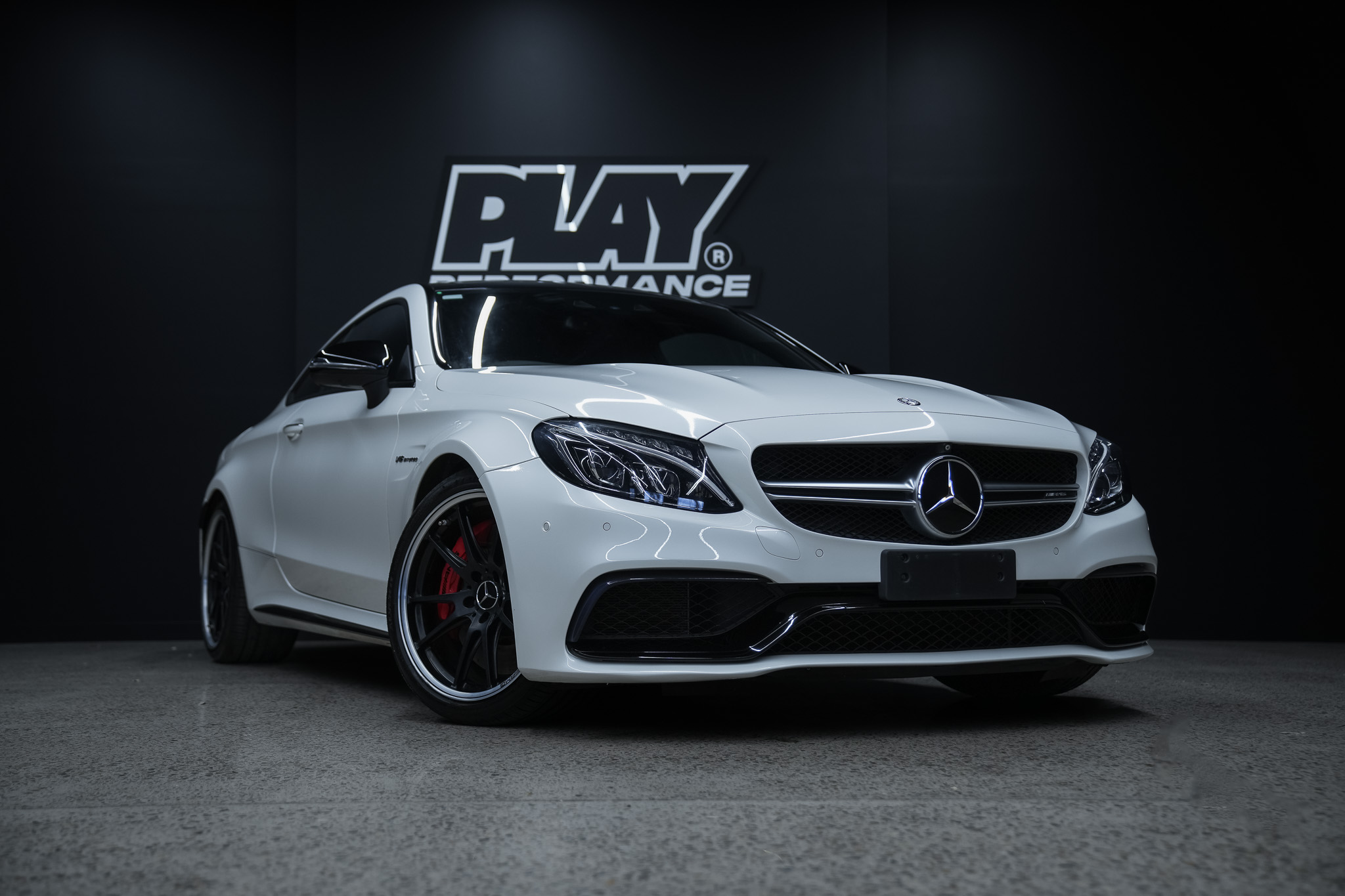 MERCEDES C63S AMG COUPE - Play Performance