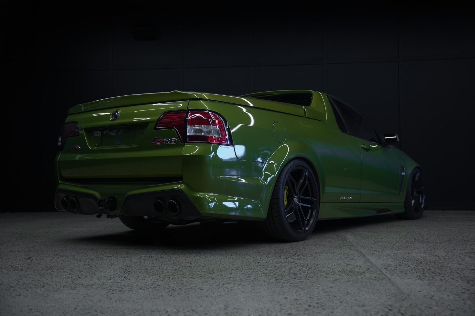 HOLDEN HSV GEN-F R8 MALOO LSA CHARGED - Play Performance