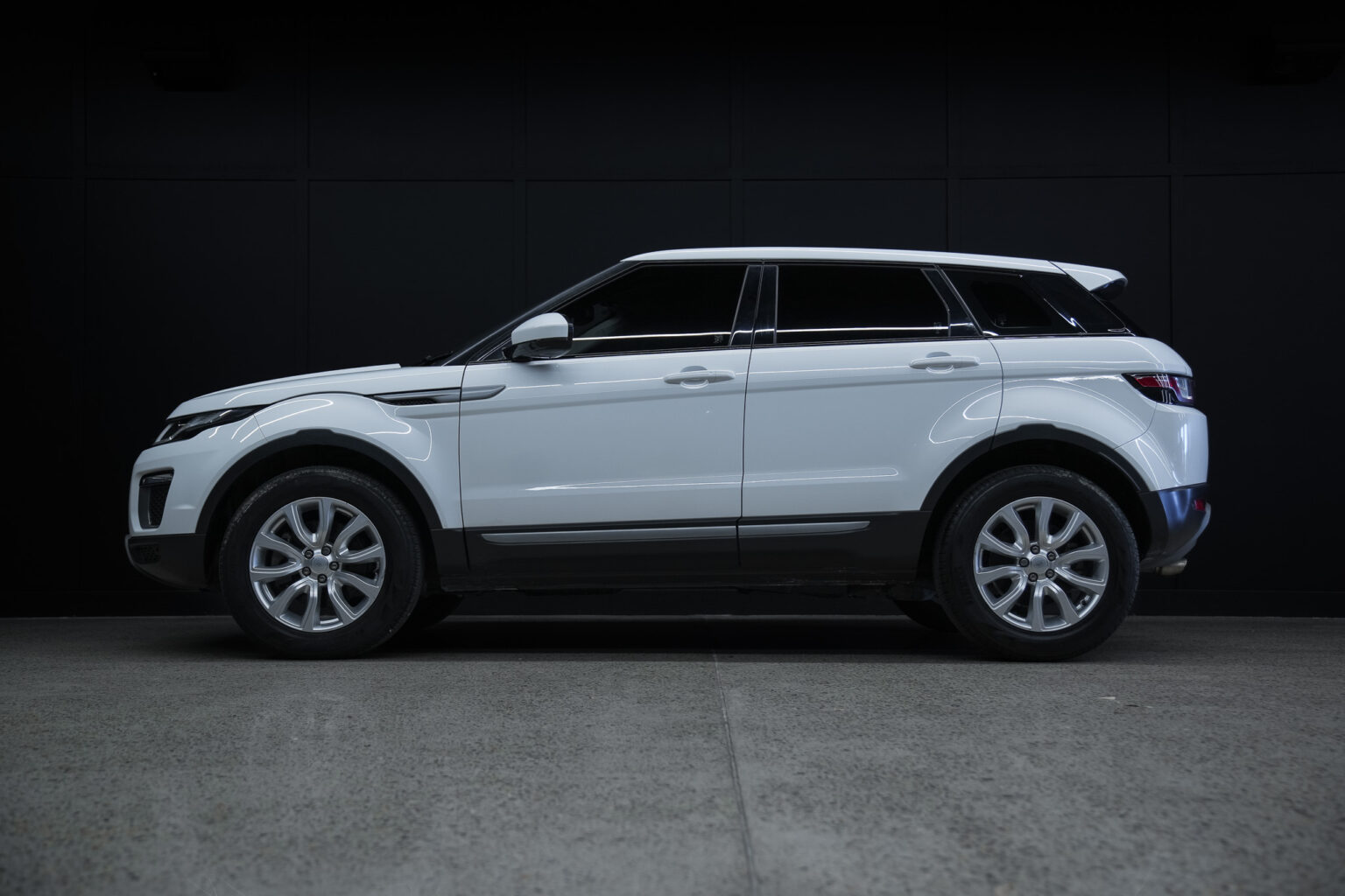 RANGE ROVER EVOQUE - Play Performance