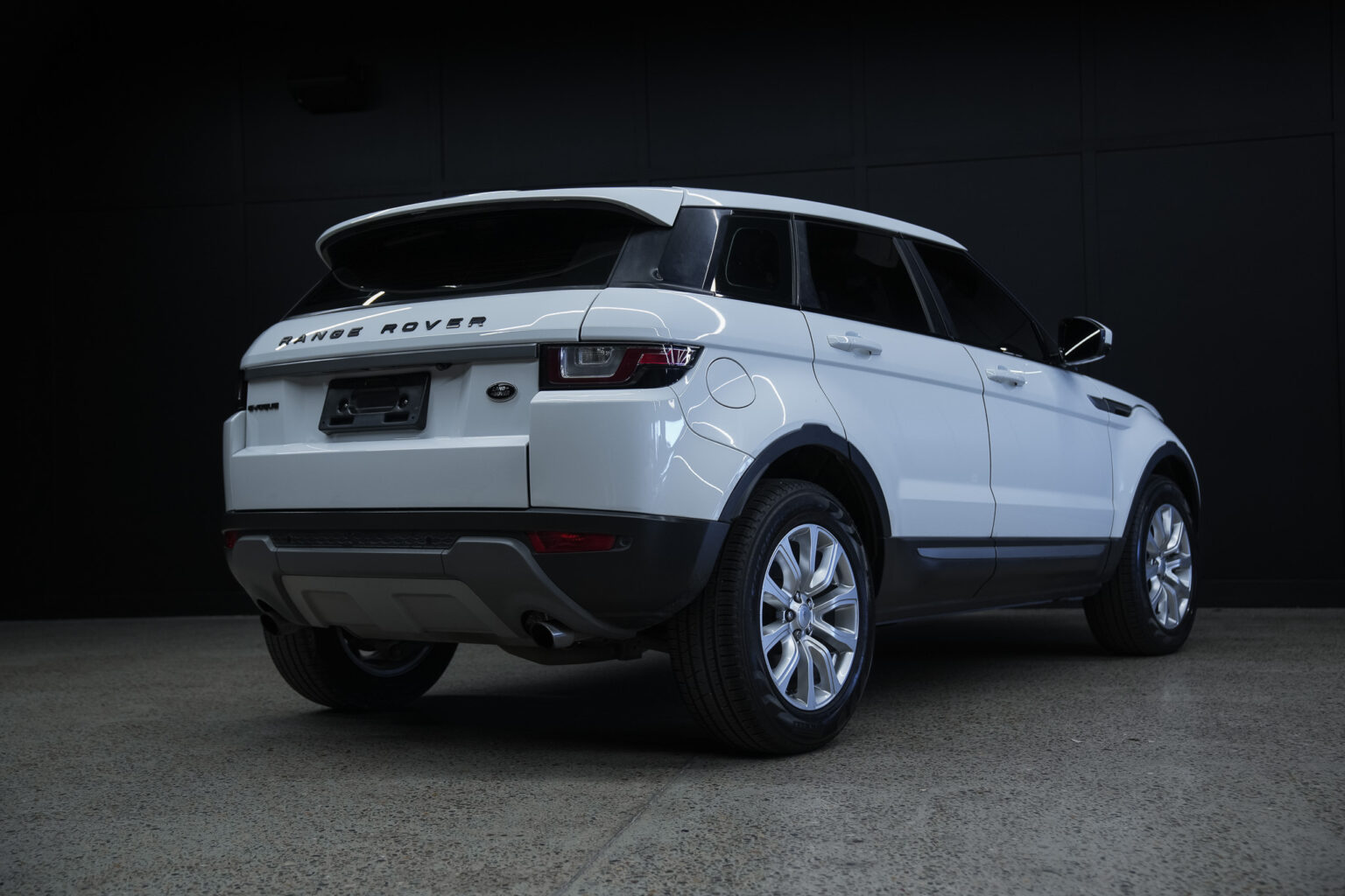 RANGE ROVER EVOQUE - Play Performance