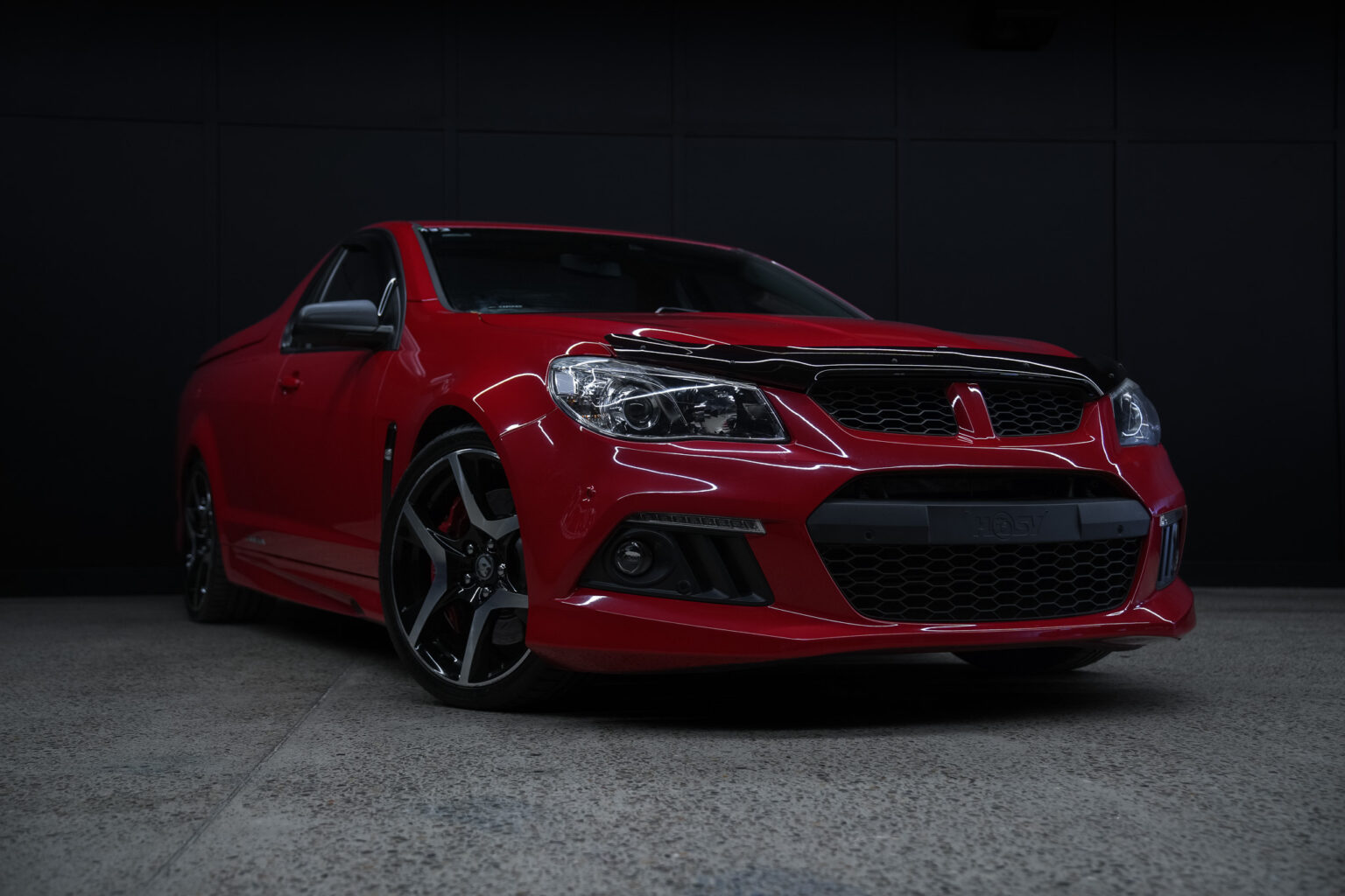 HOLDEN HSV GEN-F R8 MALOO - Play Performance