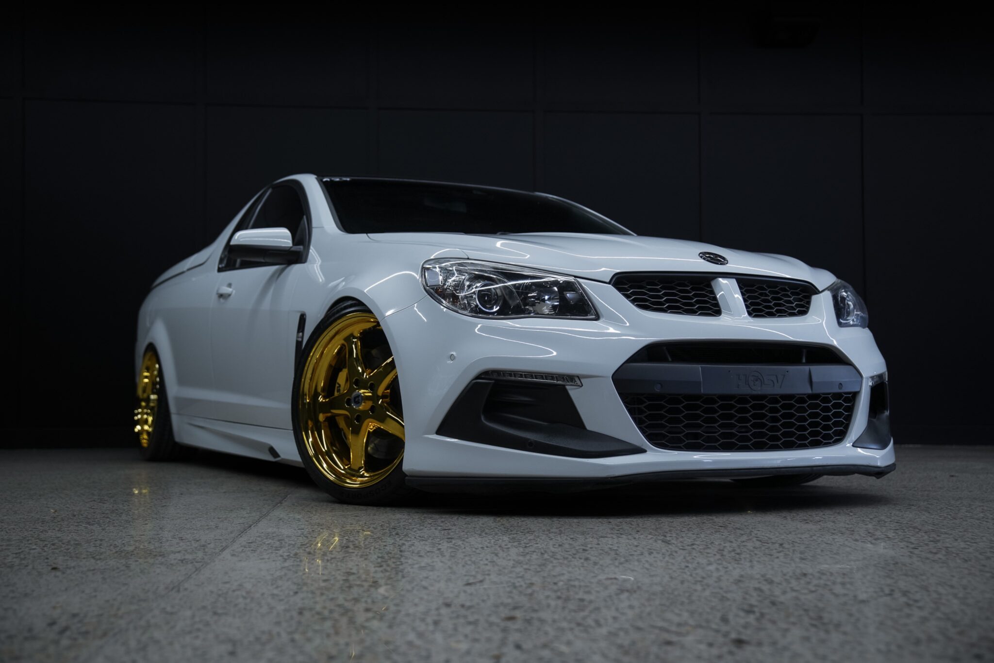 HOLDEN HSV GEN-F R8 MALOO LSA CHARGED - Play Performance