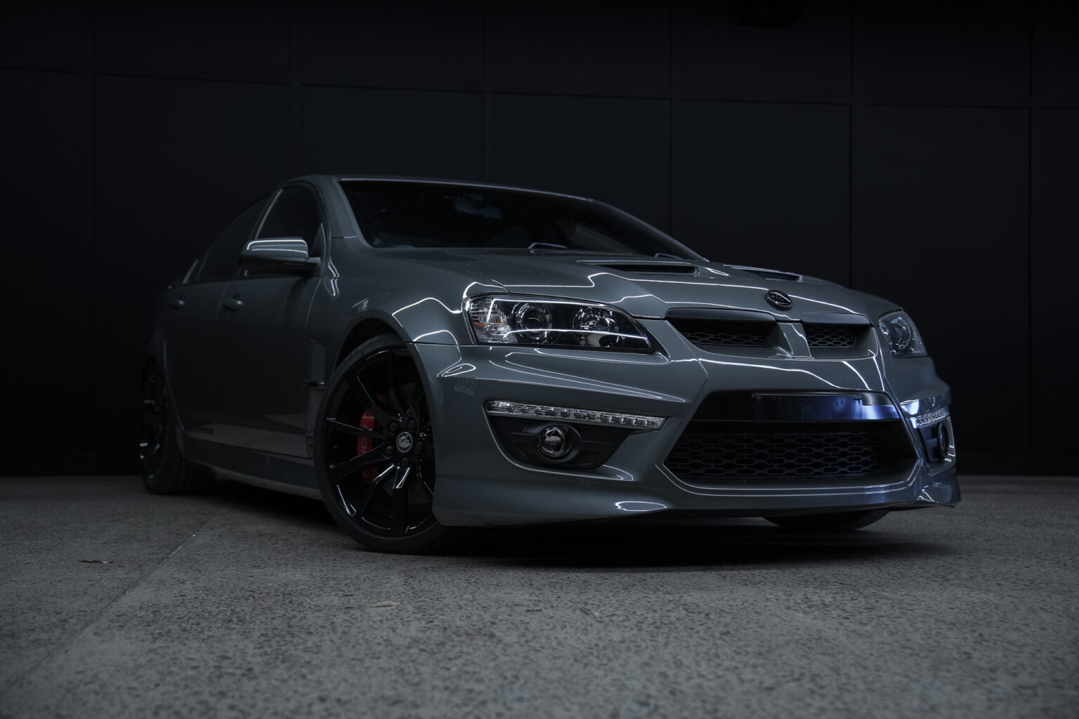 HOLDEN HSV E3 R8 CLUBSPORT SUPERCHARGED - Play Performance