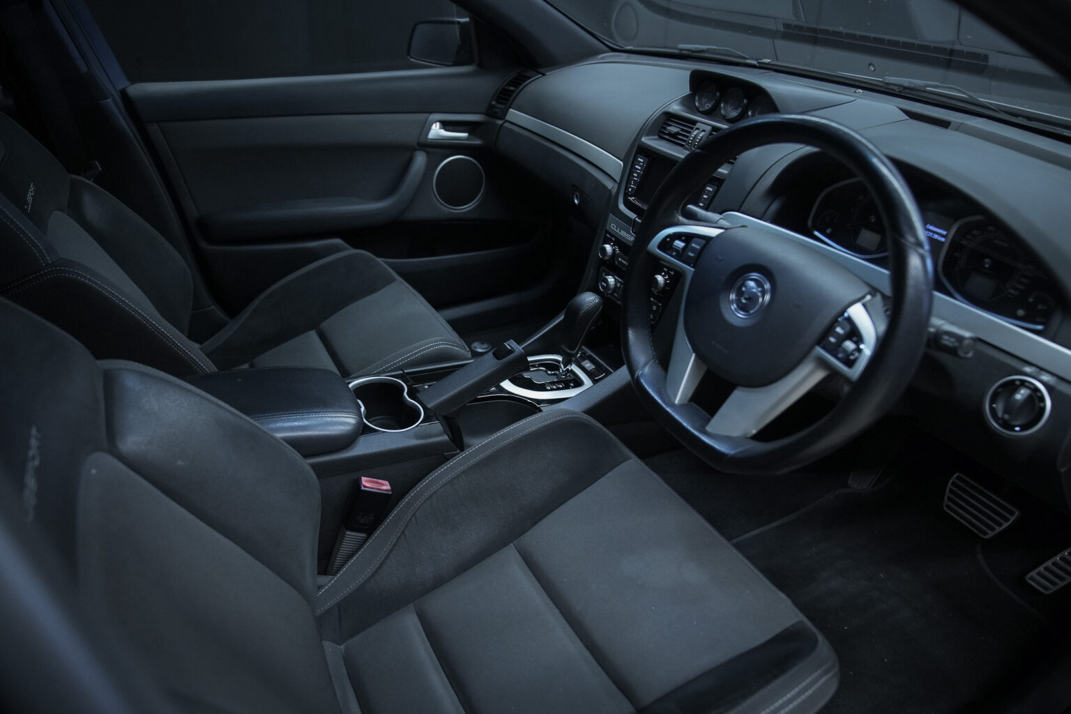 HOLDEN HSV E3 R8 CLUBSPORT SUPERCHARGED - Play Performance