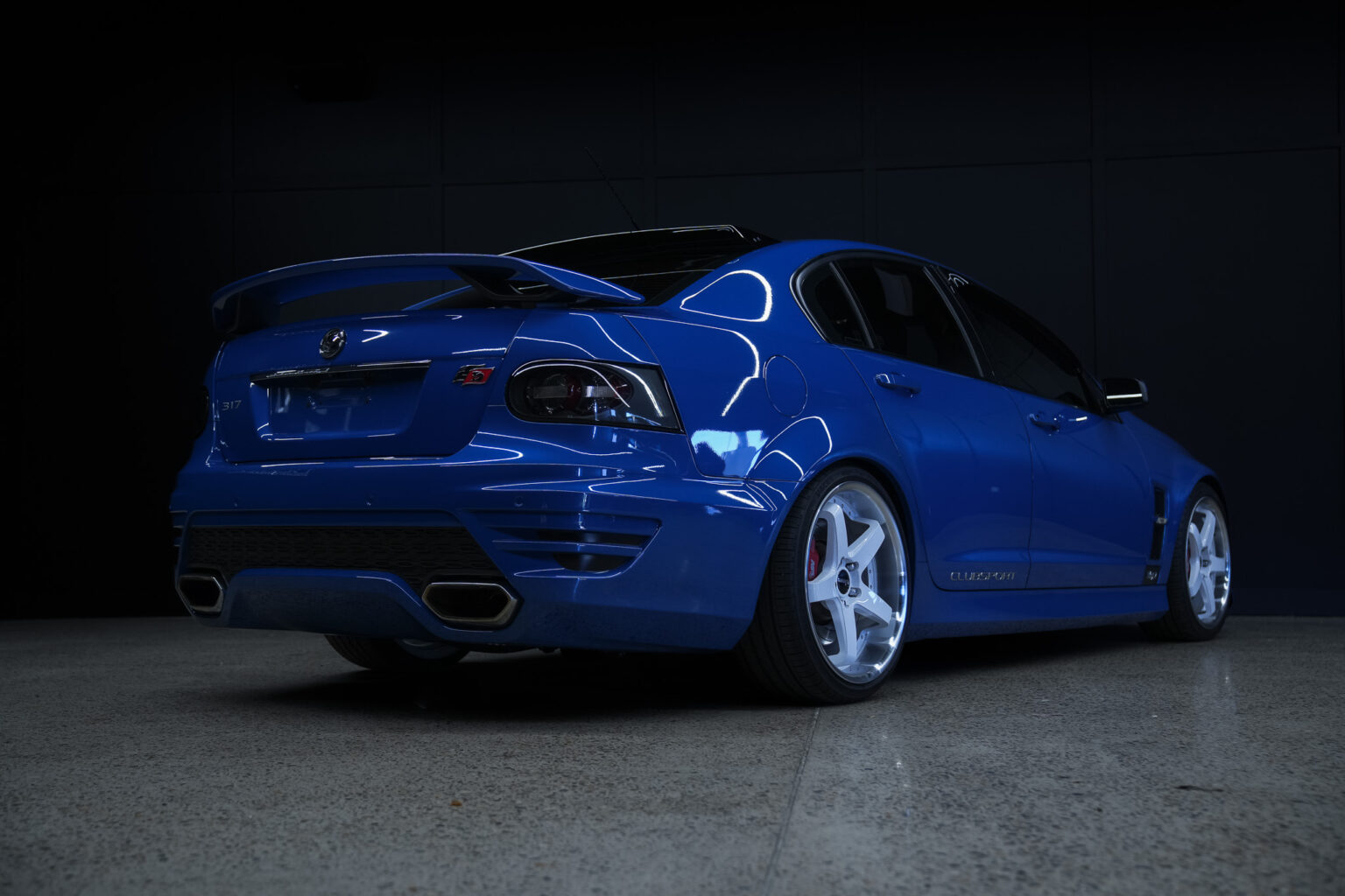 HOLDEN HSV E3 R8 CLUBSPORT - Play Performance