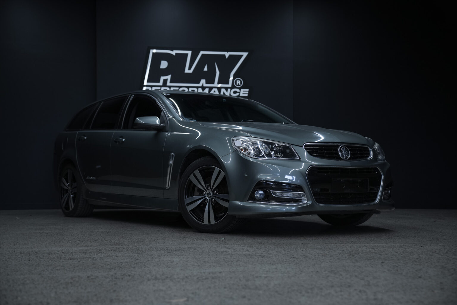 HOLDEN VF SS WAGON - Play Performance