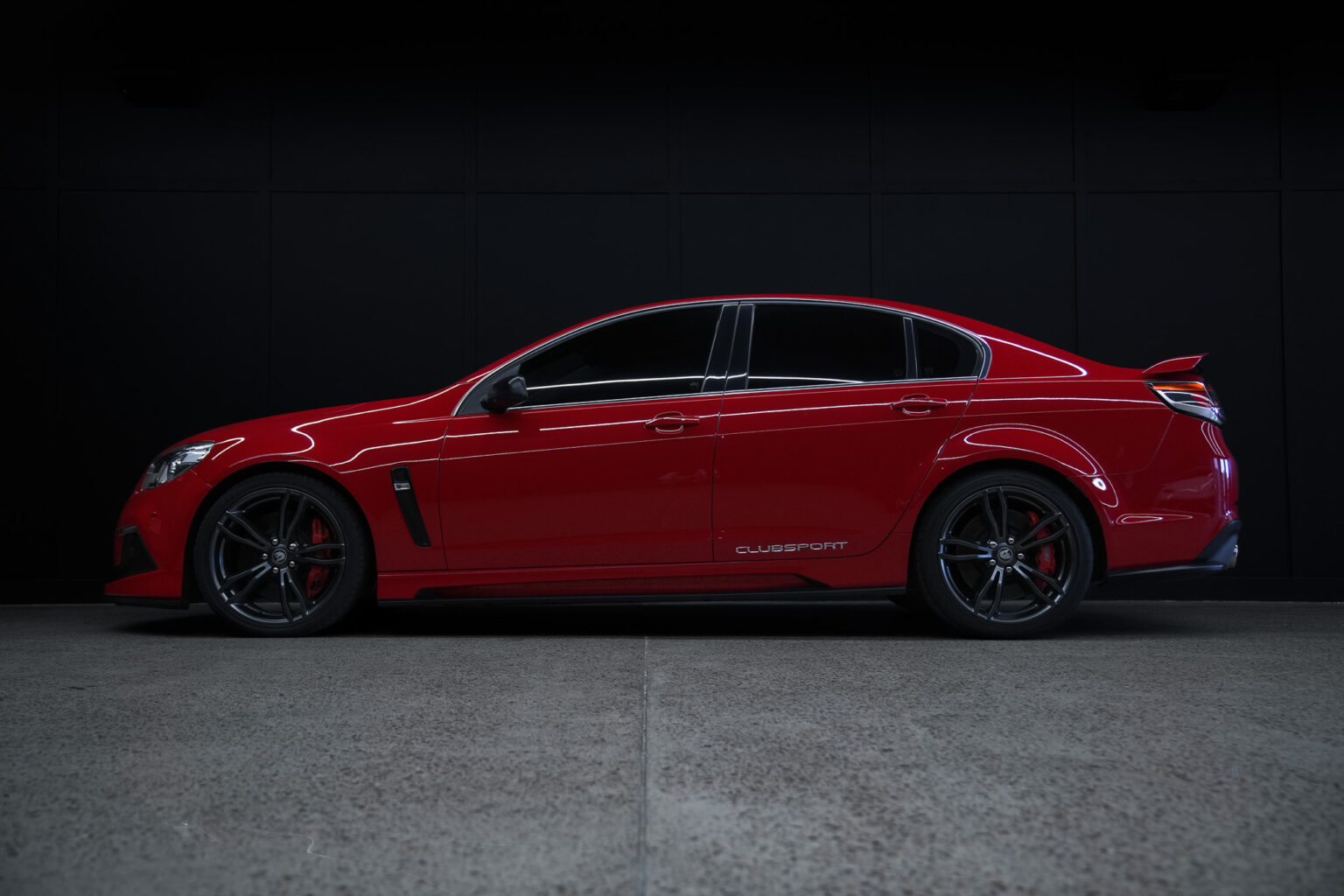 HOLDEN HSV GEN-F R8 CLUBSPORT LSA SUPERCHARGED - Play Performance