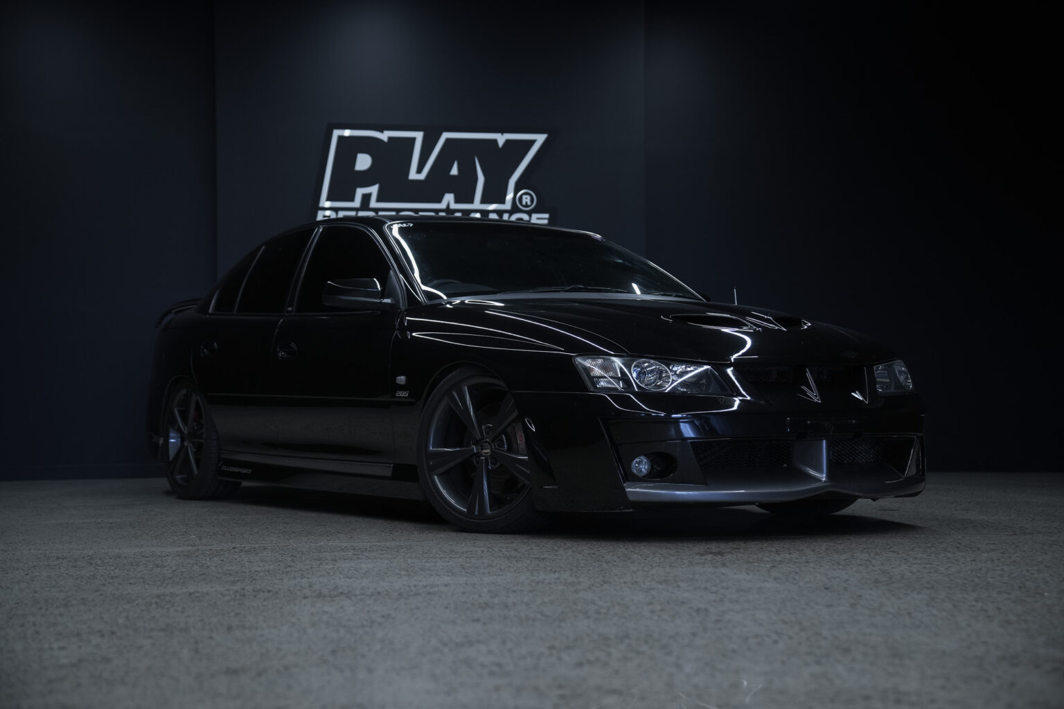 HOLDEN HSV VY R8 CLUBSPORT - Play Performance