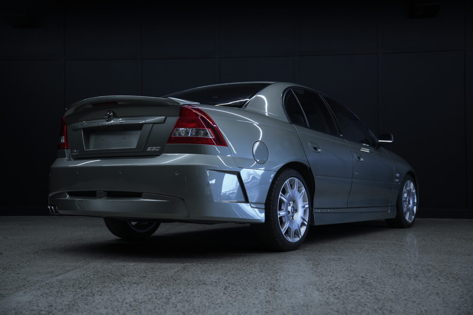 HOLDEN HSV VY SENATOR - Play Performance