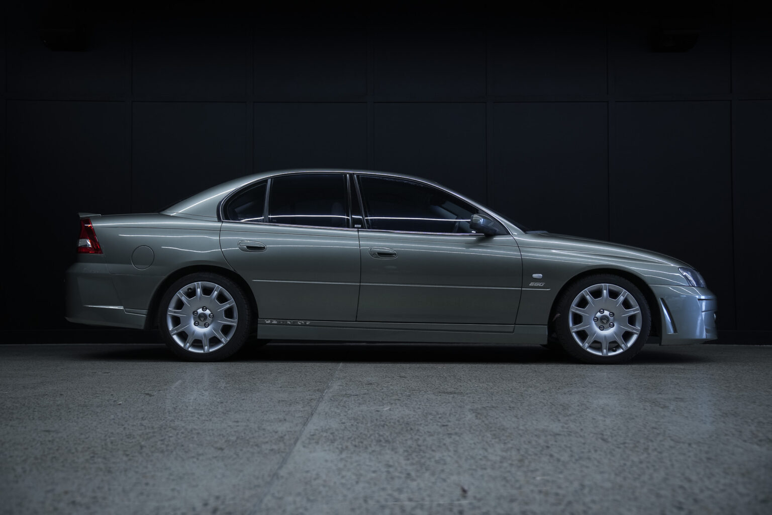 HOLDEN HSV VY SENATOR - Play Performance