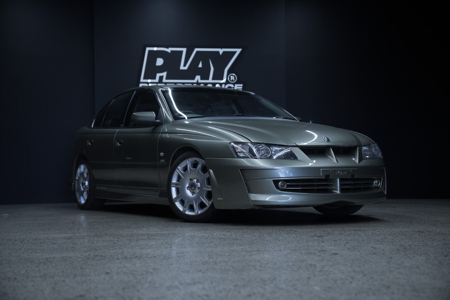 HOLDEN HSV VY SENATOR - Play Performance