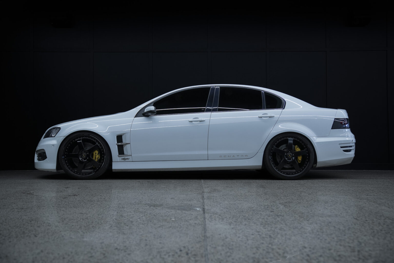 HOLDEN HSV E3 SENATOR - Play Performance