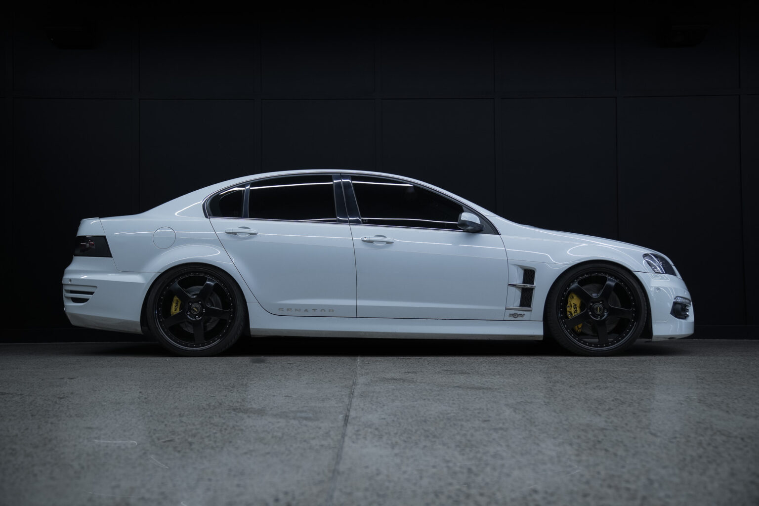 HOLDEN HSV E3 SENATOR - Play Performance