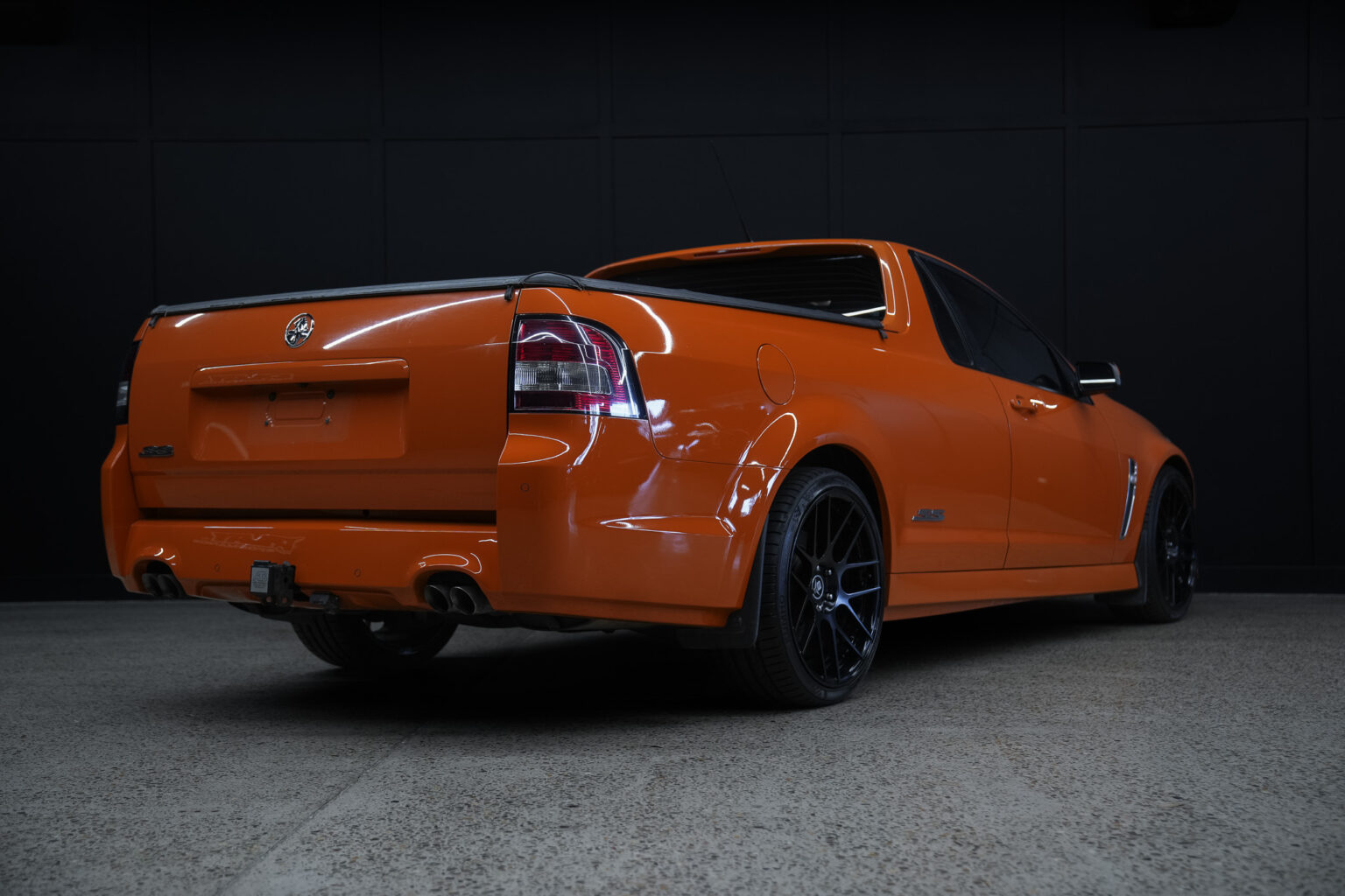 HOLDEN VF SS UTE - Play Performance