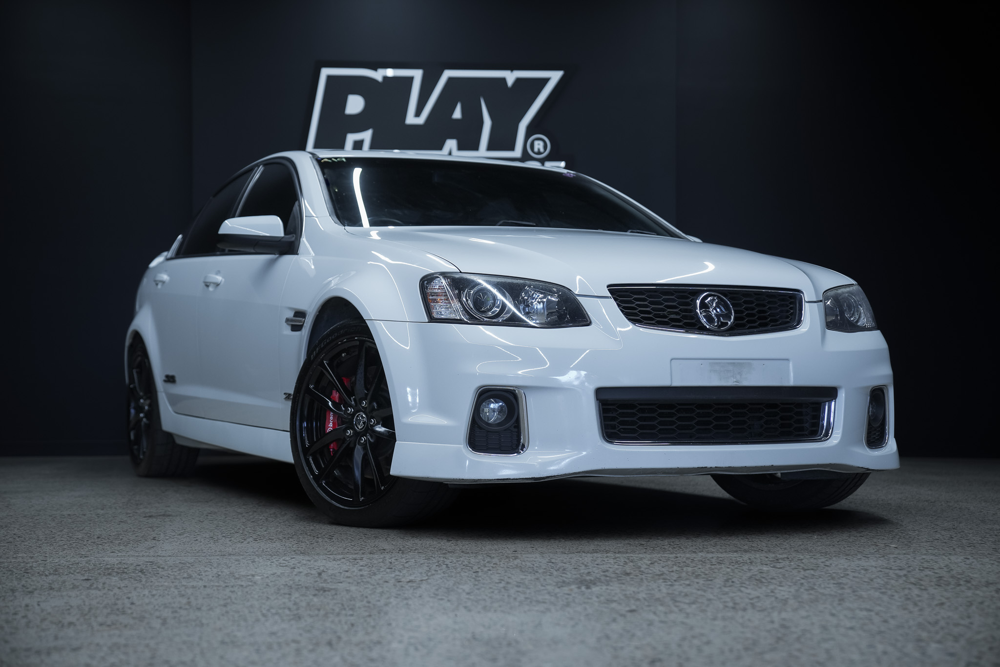 HOLDEN VE SS Z SERIES SEDAN - Play Performance