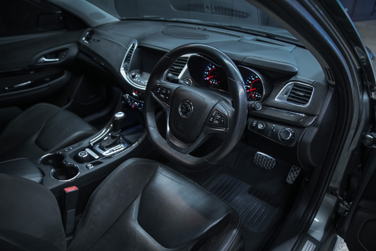 HOLDEN HSV GEN-F SENATOR LSA SUPERCHARGED - Play Performance