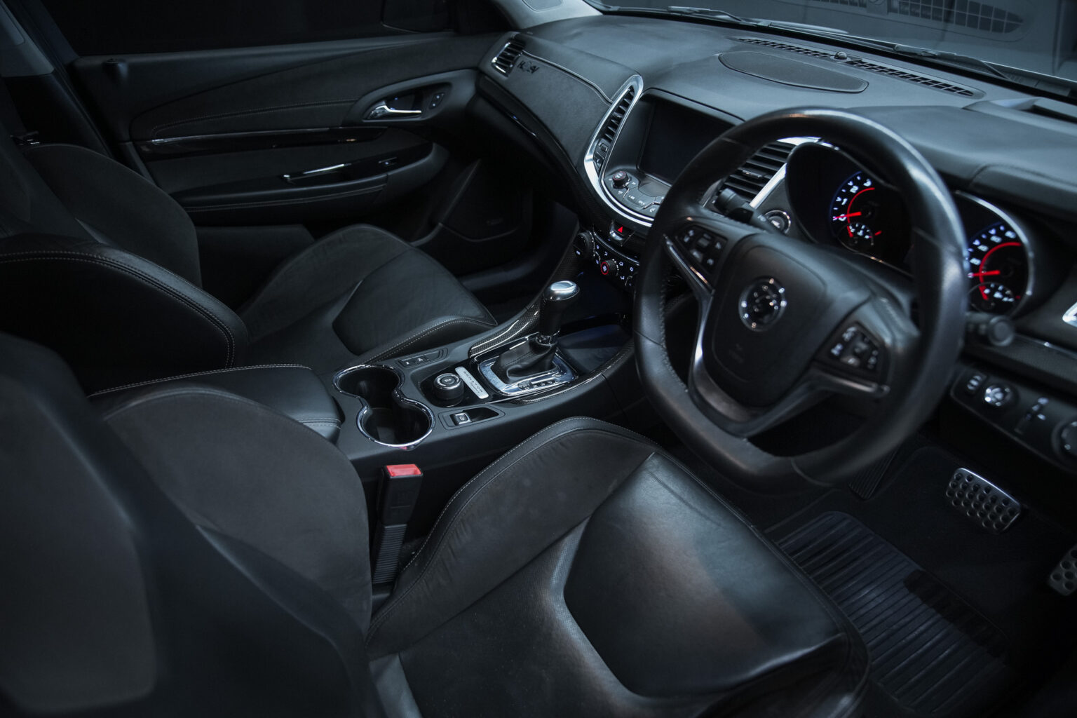 HOLDEN HSV GEN-F SENATOR LSA SUPERCHARGED - Play Performance