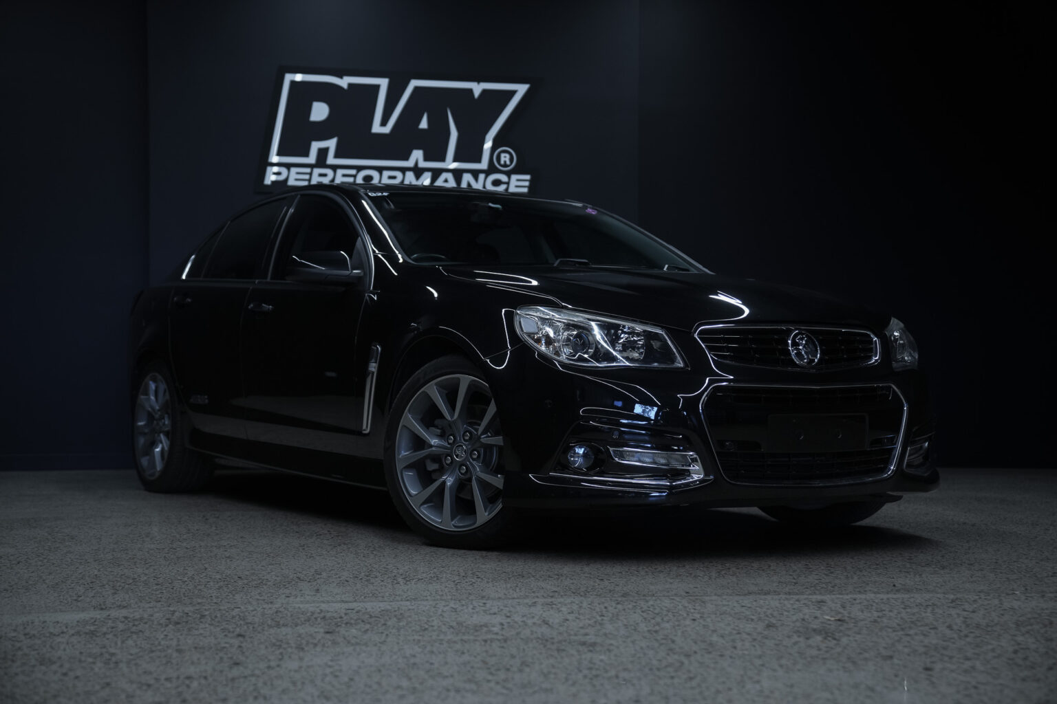 HOLDEN VF SS SEDAN - Play Performance