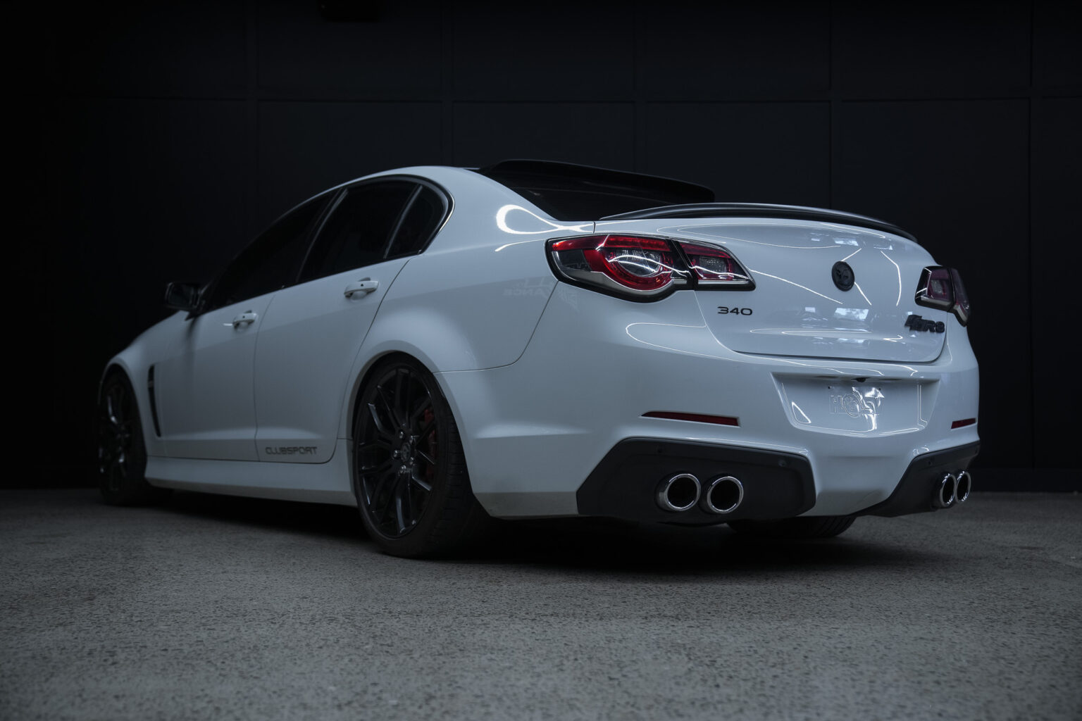 HSV GEN-F R8 CLUBSPORT SEDAN - Play Performance
